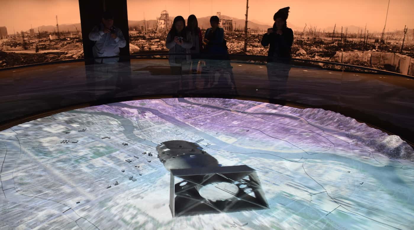 Hiroshima Peace Museum's A-bomb Video Diorama | Get Hiroshima